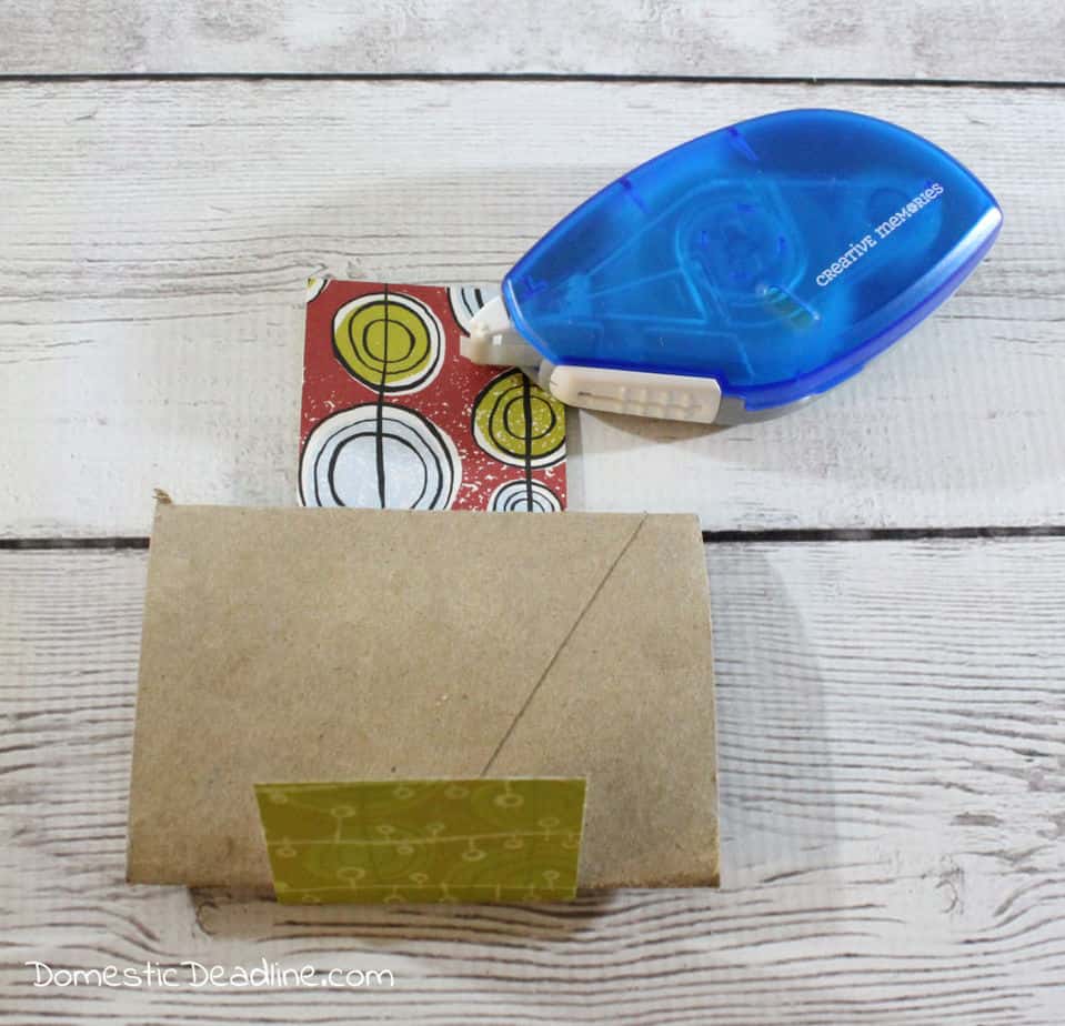 DIY Gift Wrapping from Toilet Paper Tubes!