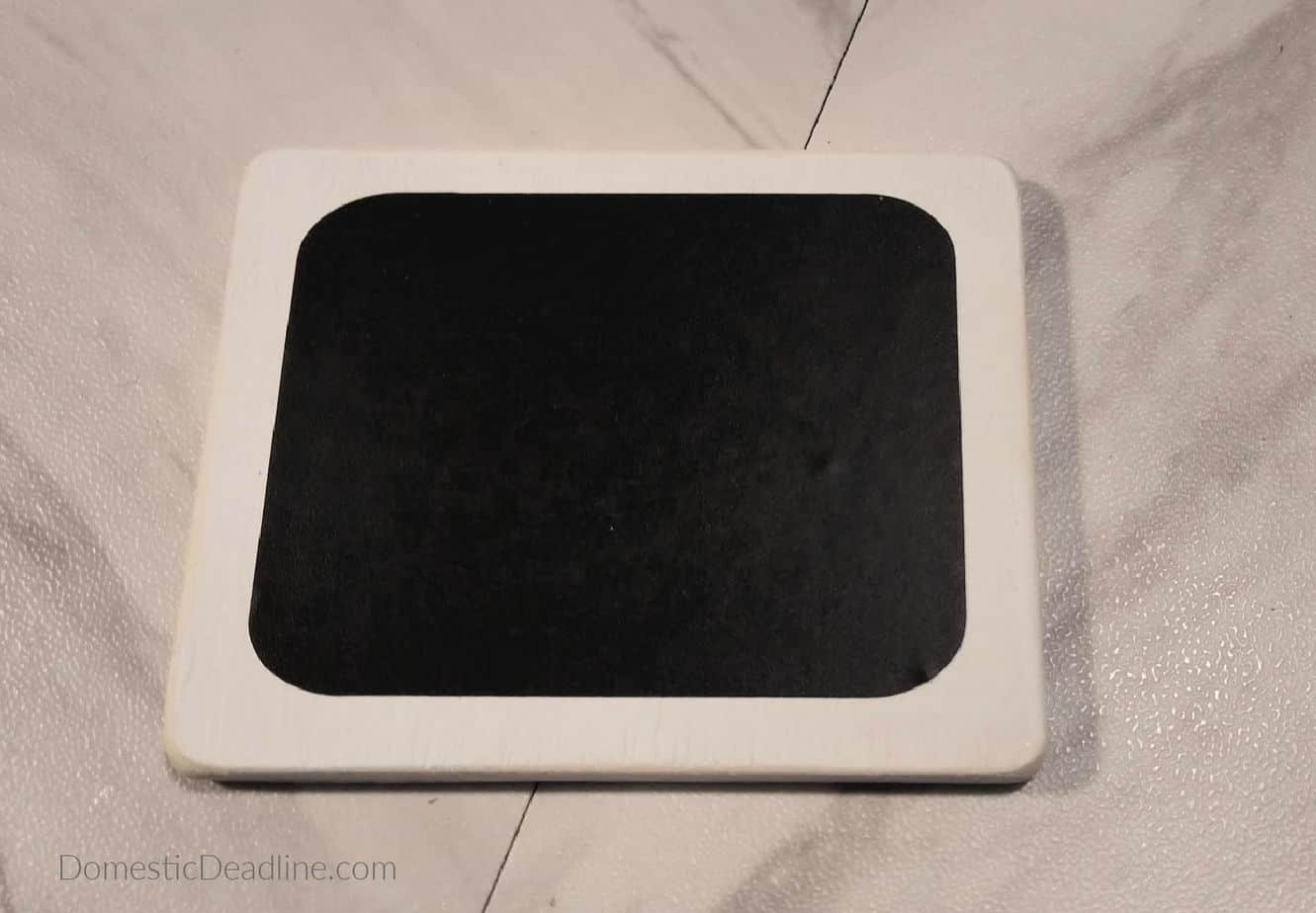 DIY Chalkboard Labels for Organizing