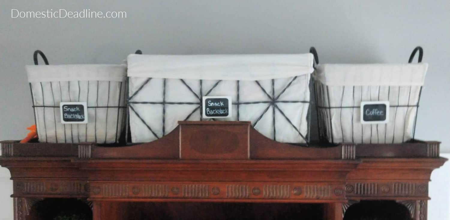 DIY Chalkboard Labels for Organizing